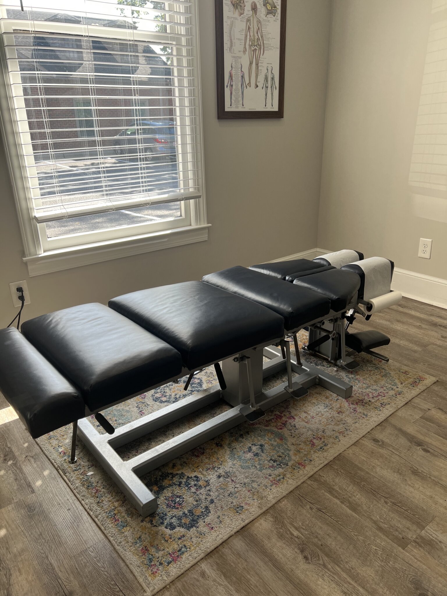 Omni Chiropractic Table w/5 Drops - Planet Chiropractic