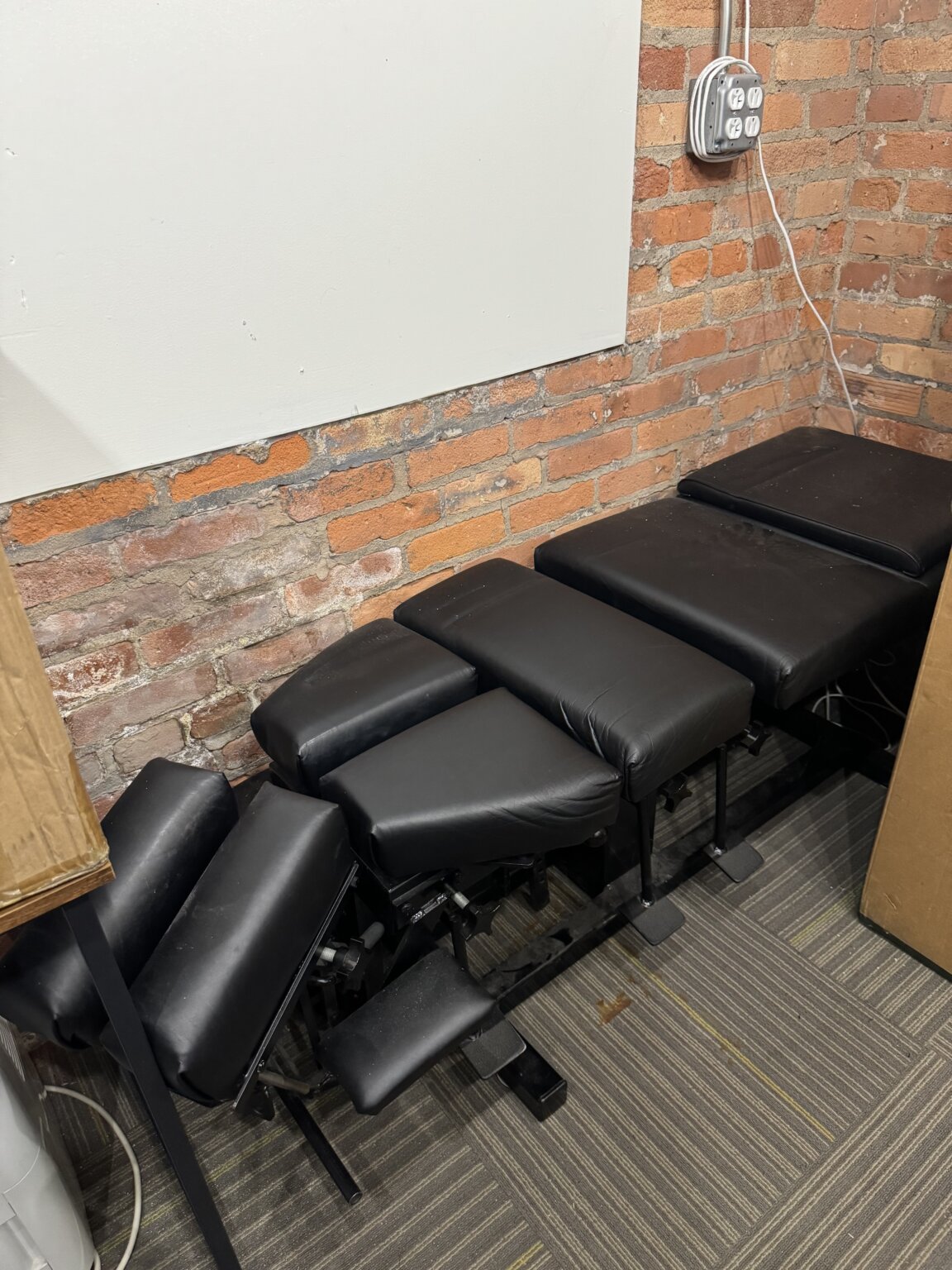 Biophysics Omni Style MT Bio-100 Chiropractic table - Planet Chiropractic